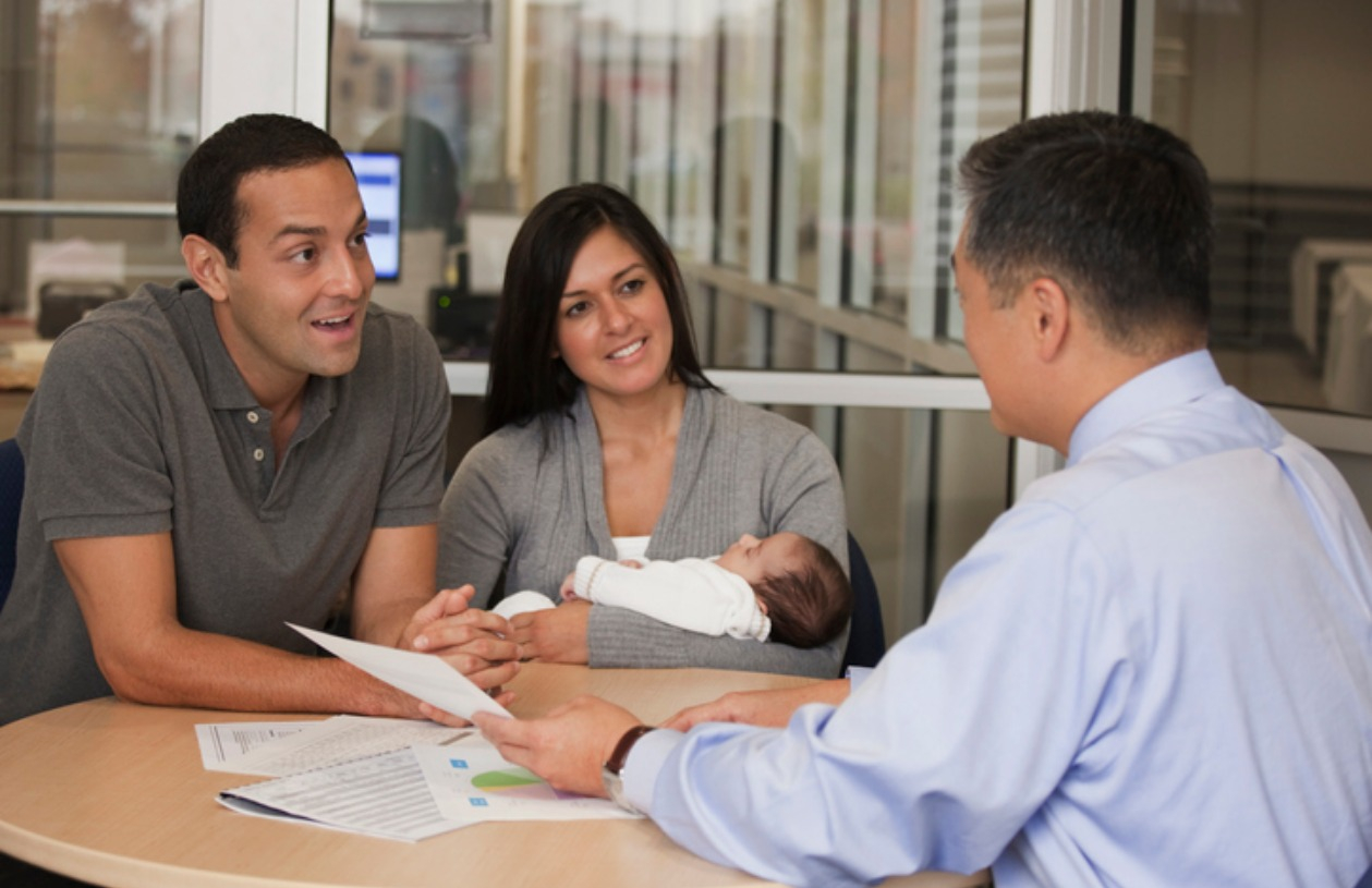 Should I Keep A Local Bank Account After Opening An Online Bank Account