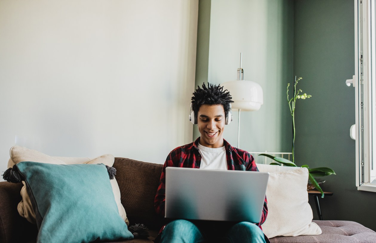 How to Build Credit as a College Student | Alliant Credit Union